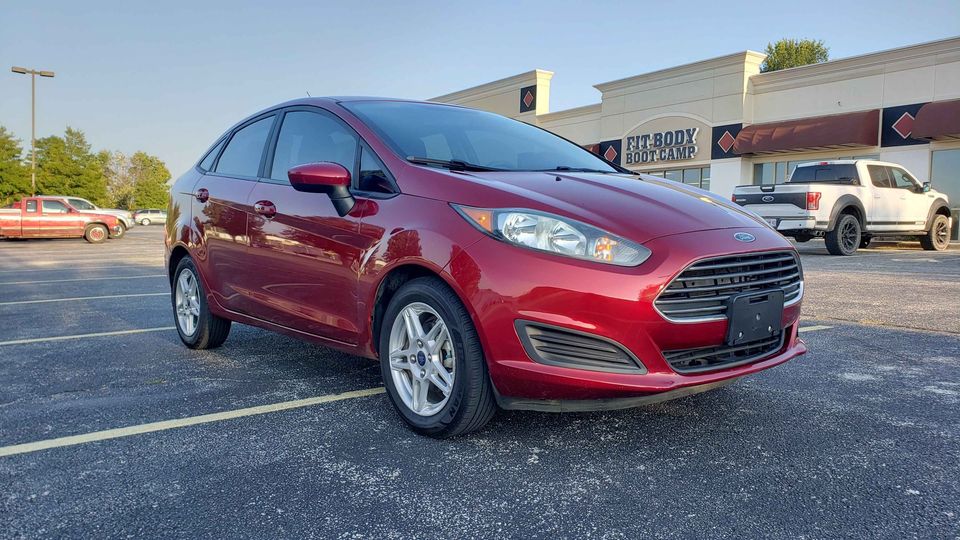 2017 Ford Fiesta SE Sedan 4D – QuantCar